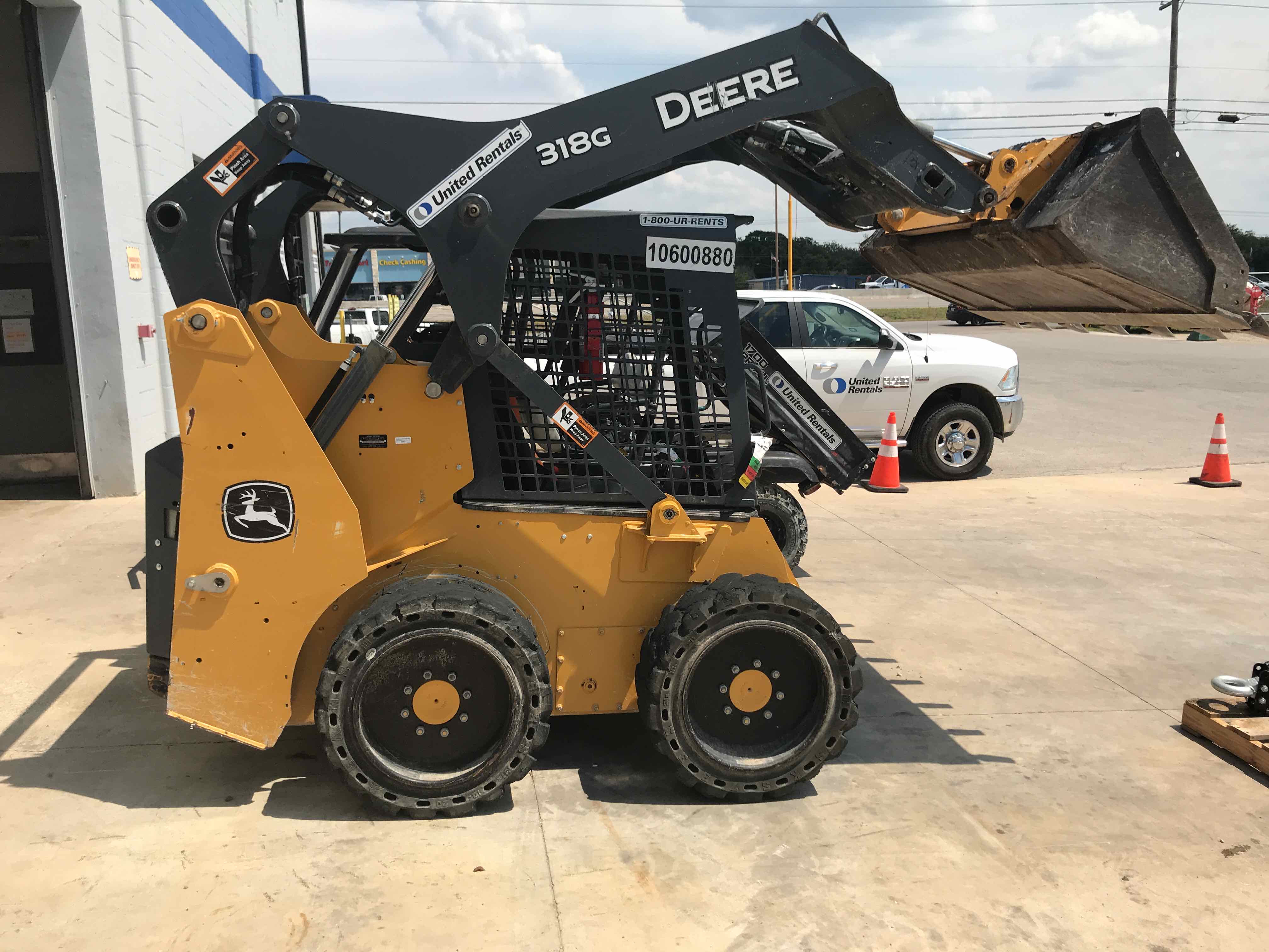 Used 2017 John Deere 318G Track Loader For Sale in Buffalo, TX | United Rentals