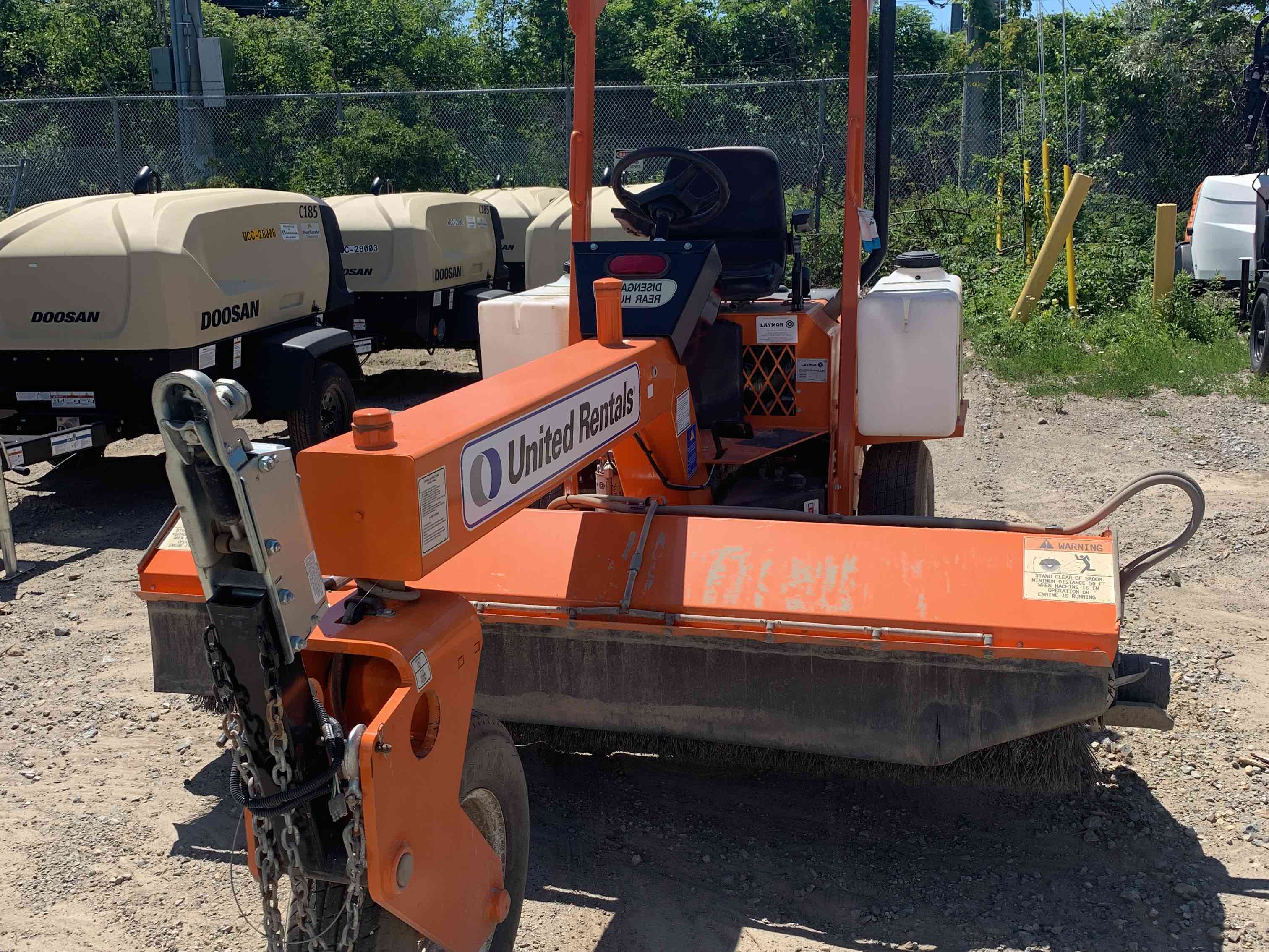Used 2018 LayMor SM300 Sweeper For Sale in Peterborough, ON | United ...