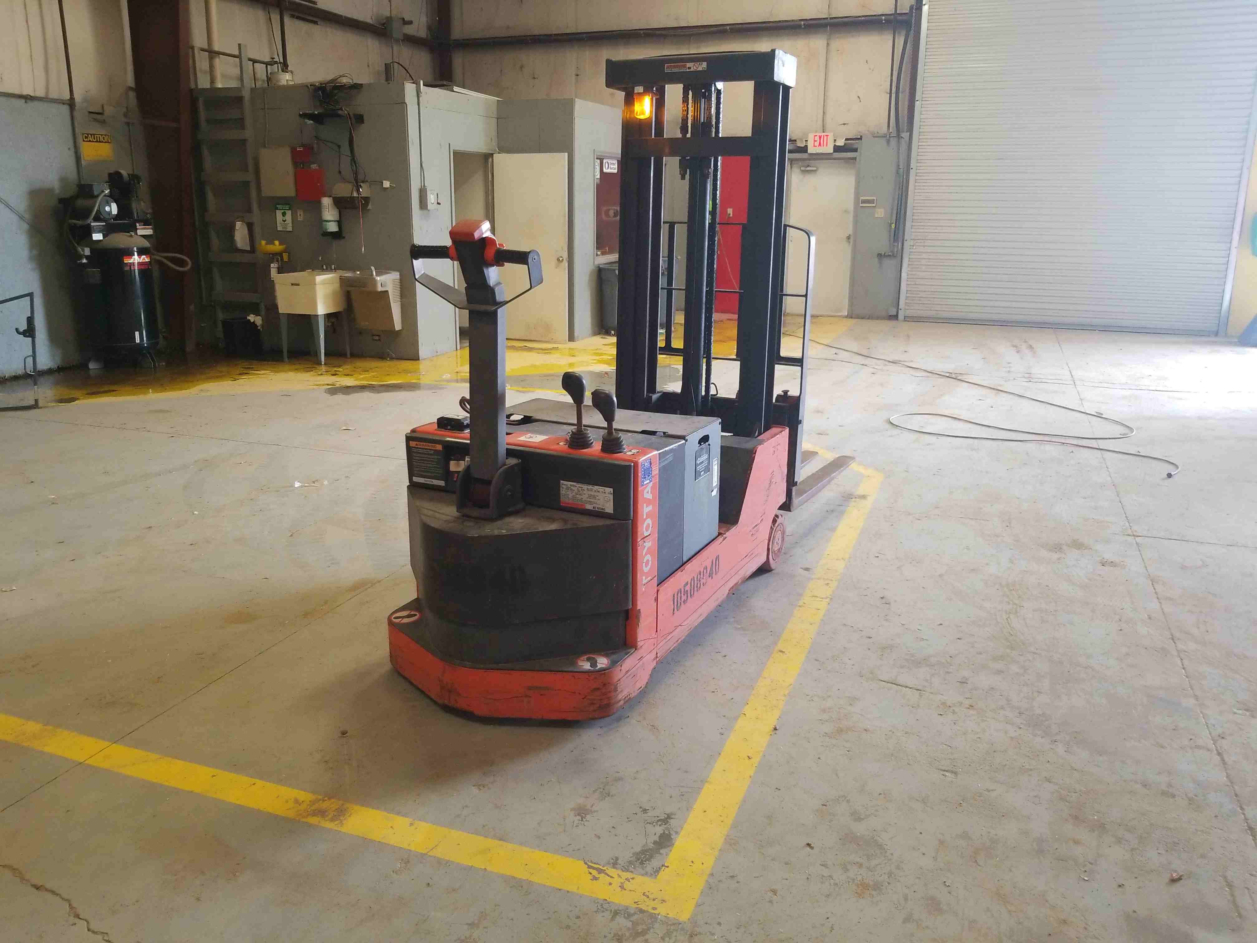 Used 2016 Toyota 6BWC20 Warehouse Forklift For Sale in Blytheville, AR ...