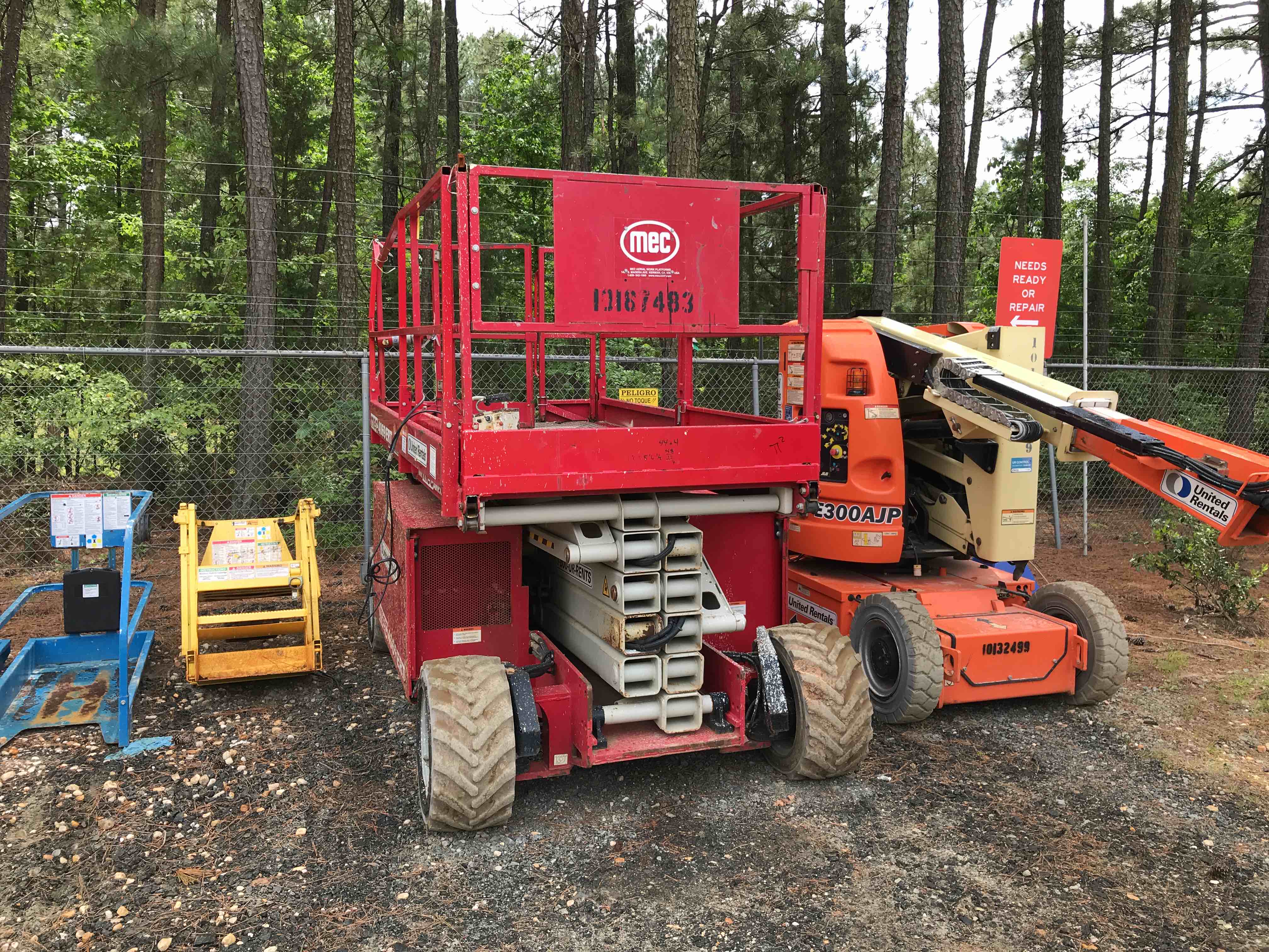 Used 2013 MEC 4069ERT Scissor Lift For Sale In Fayetteville NC Used 2013 MEC 4069ERT Scissor Lift For Sale In Fayetteville NC