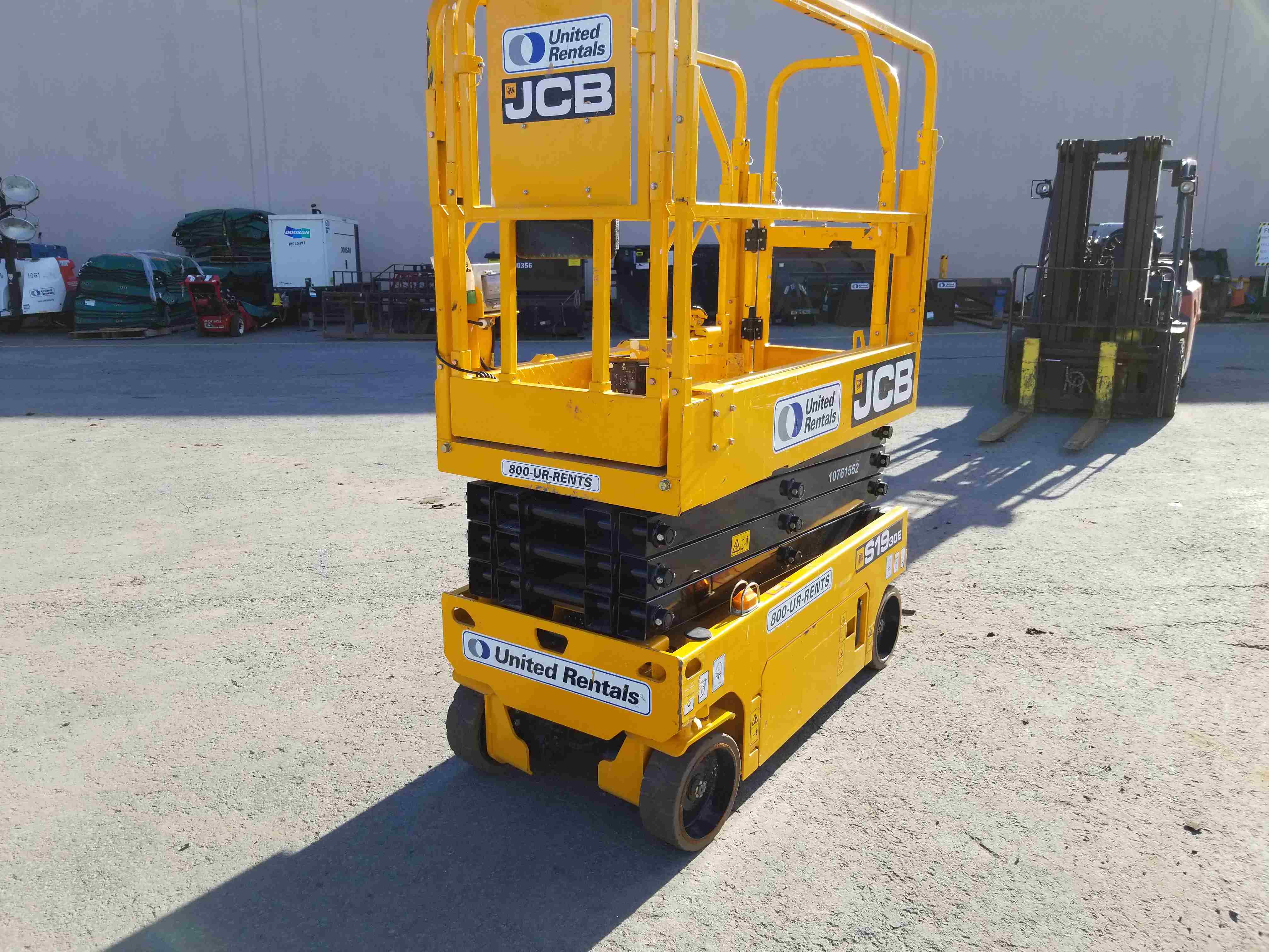 Used 2018 JCB S1930E Scissor Lift For Sale in Martinez, CA | United Rentals