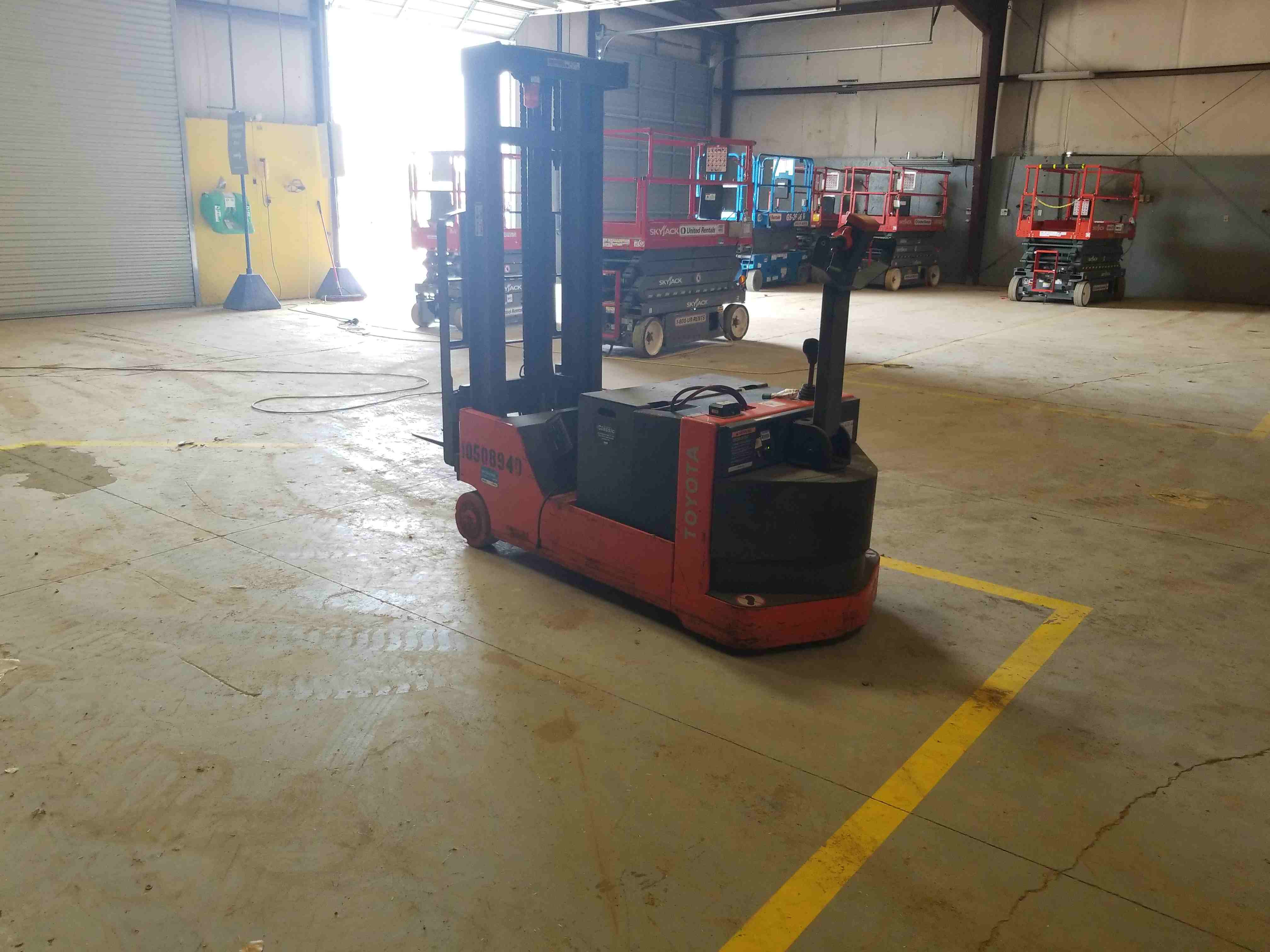 Used 2016 Toyota 6BWC20 Warehouse Forklift For Sale in Blytheville, AR ...