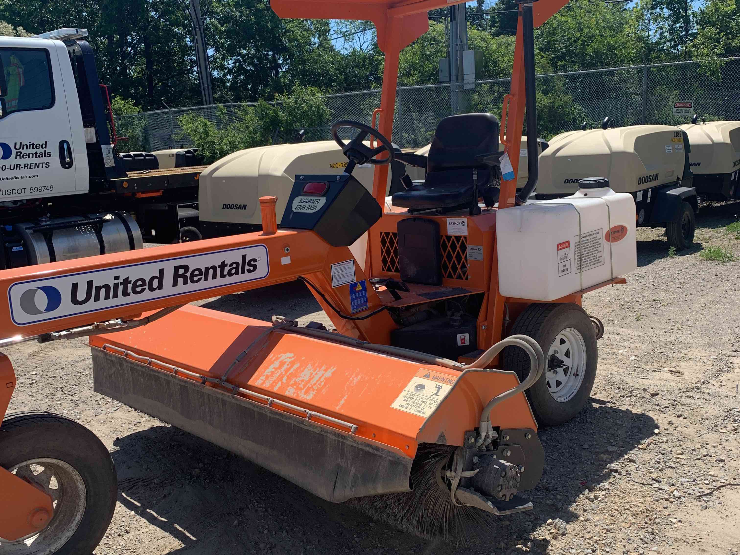 Used 2018 LayMor SM300 Sweeper For Sale in Peterborough, ON | United ...