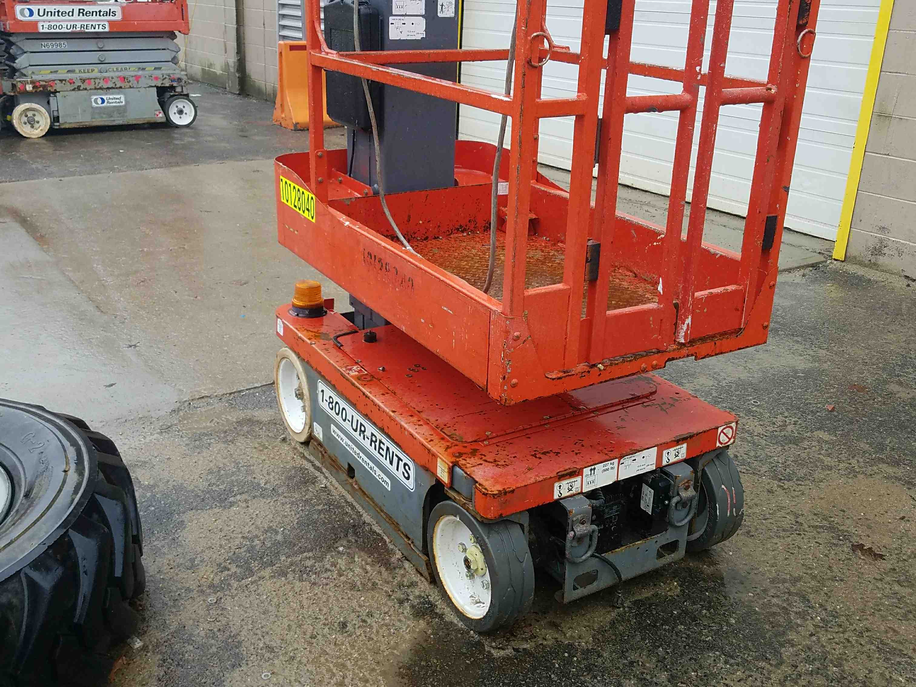 Used 2013 Skyjack SJ12 Self-Propelled One-Person Lift For Sale in ...