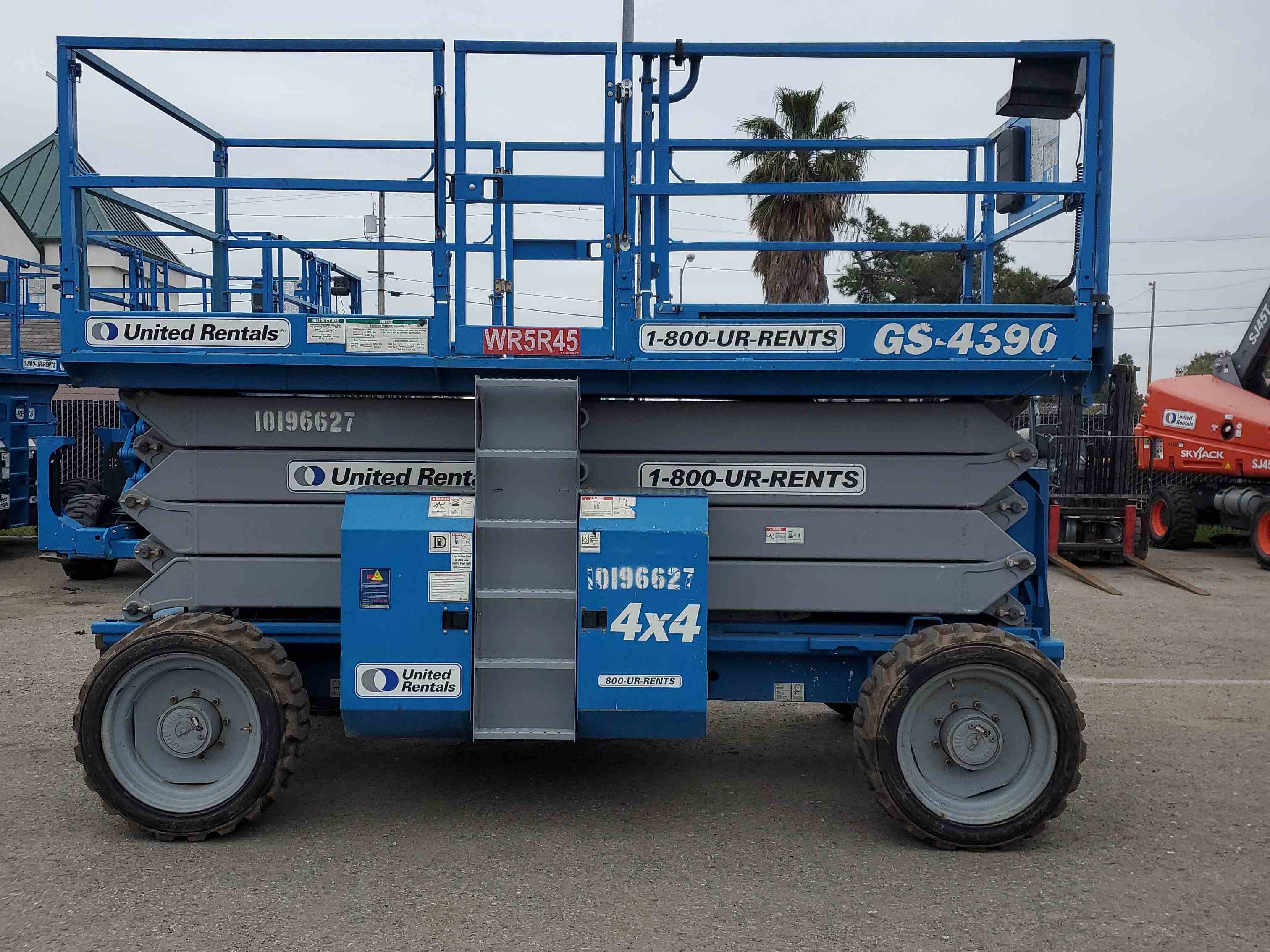 Used 2013 Genie GS-4390 RT Rough Terrain Scissor Lift For Sale in Napa ...