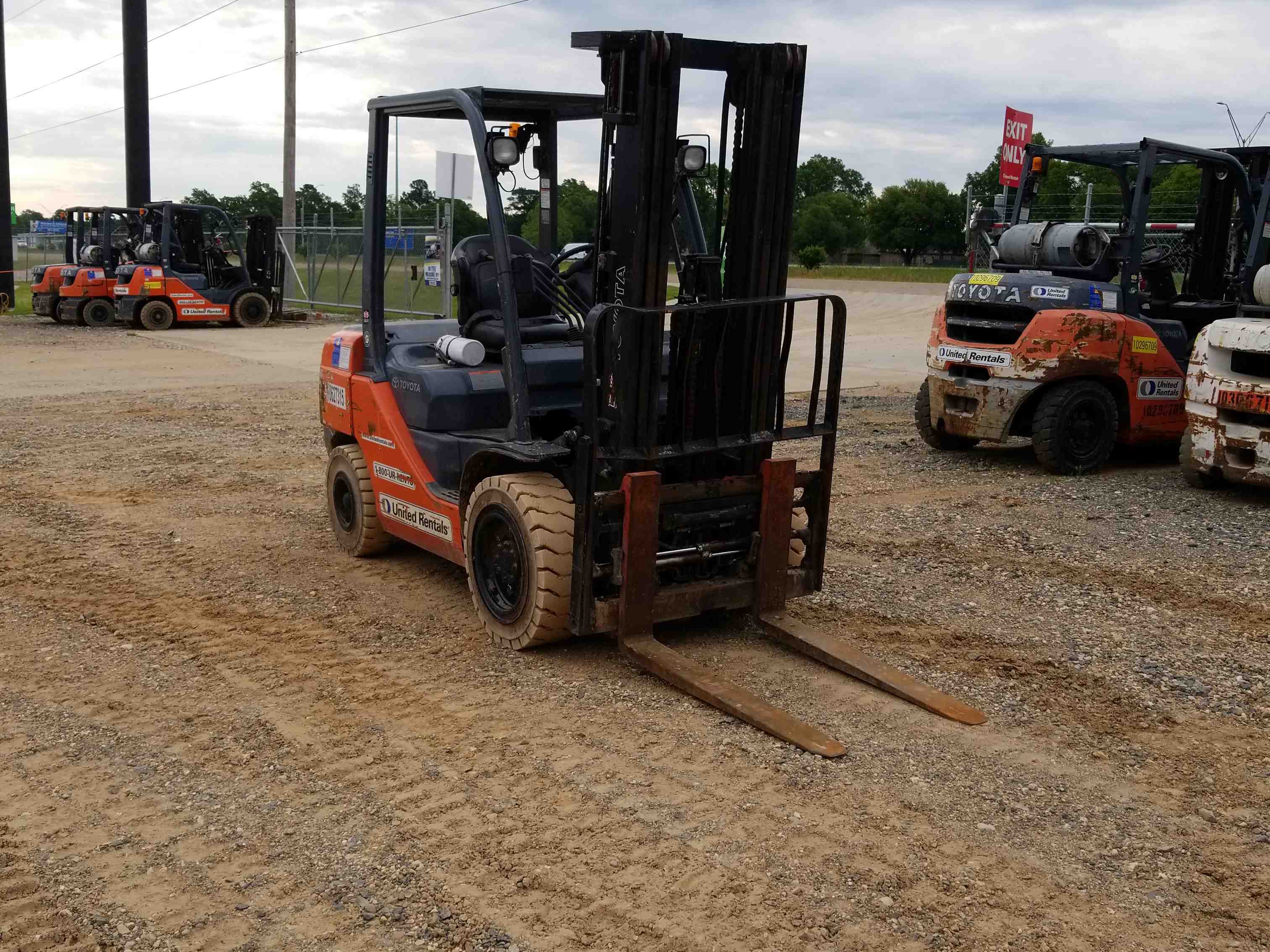 Used 2017 Toyota 8FDU30 Warehouse Forklift For Sale in Nederland, TX ...