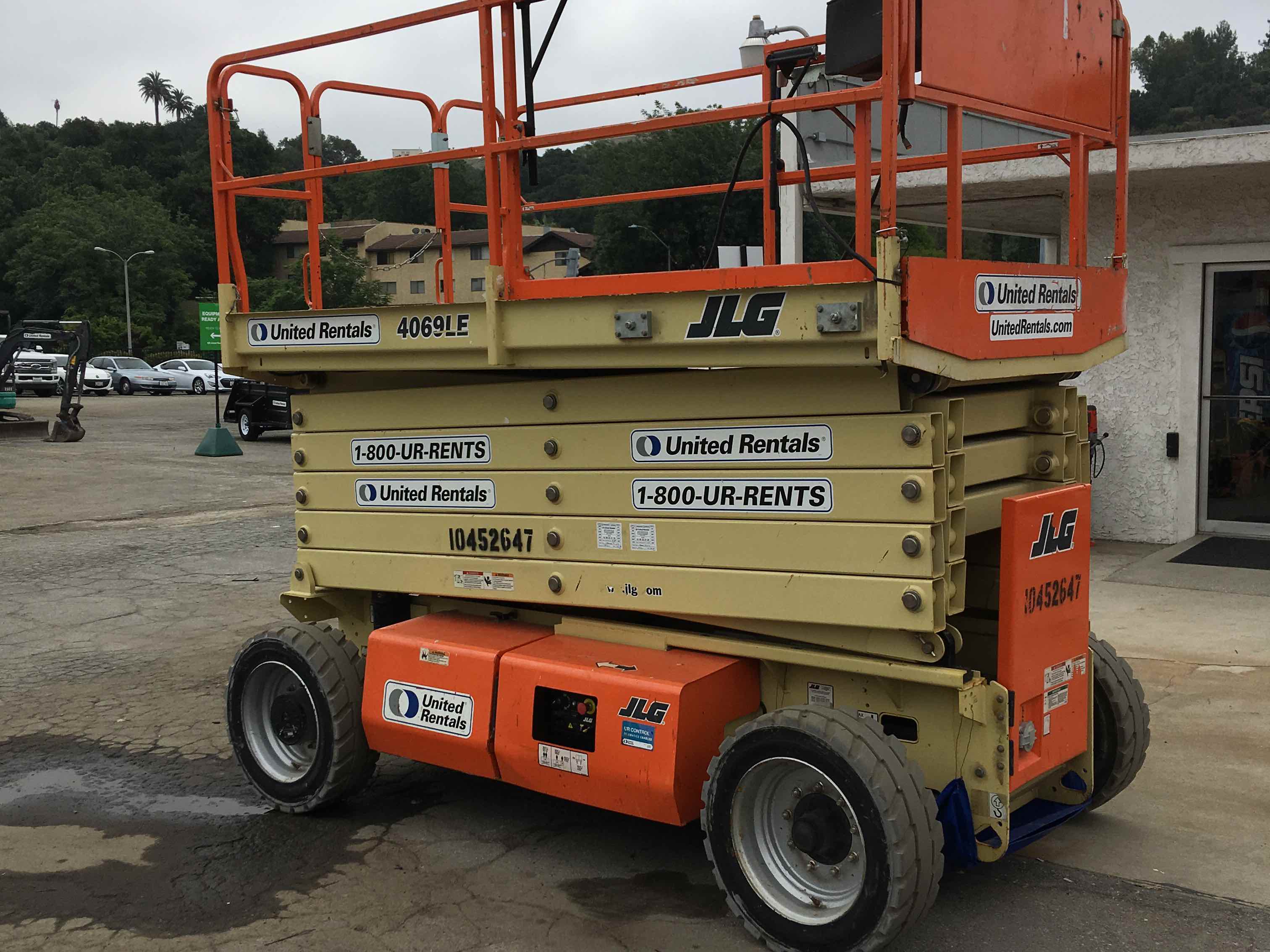Used 2016 JLG 4069LE Scissor Lift For Sale in Denver, CO | United Rentals