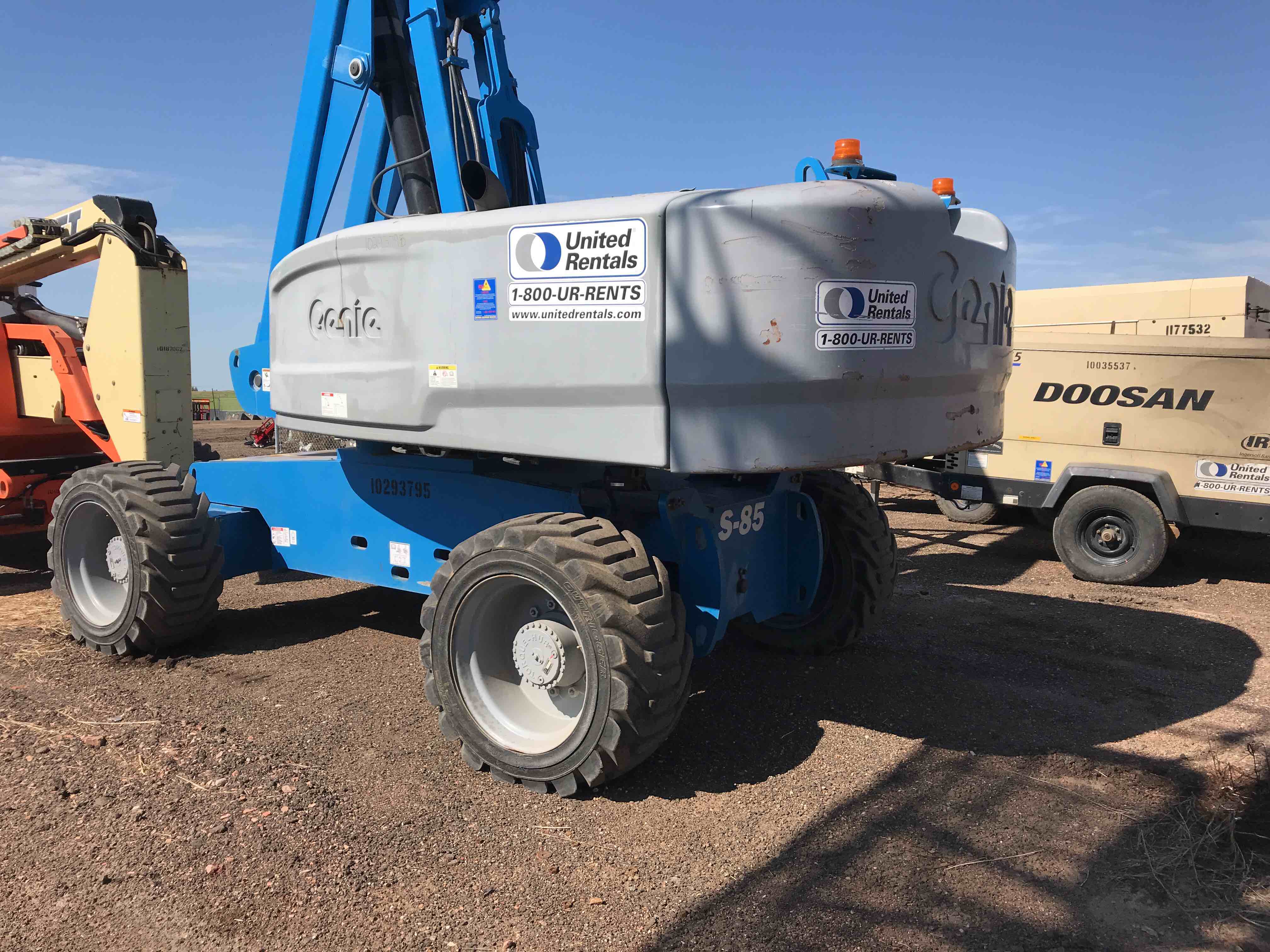 Used 2014 Genie S-85 Boom Lift For Sale in Williston, ND | United Rentals