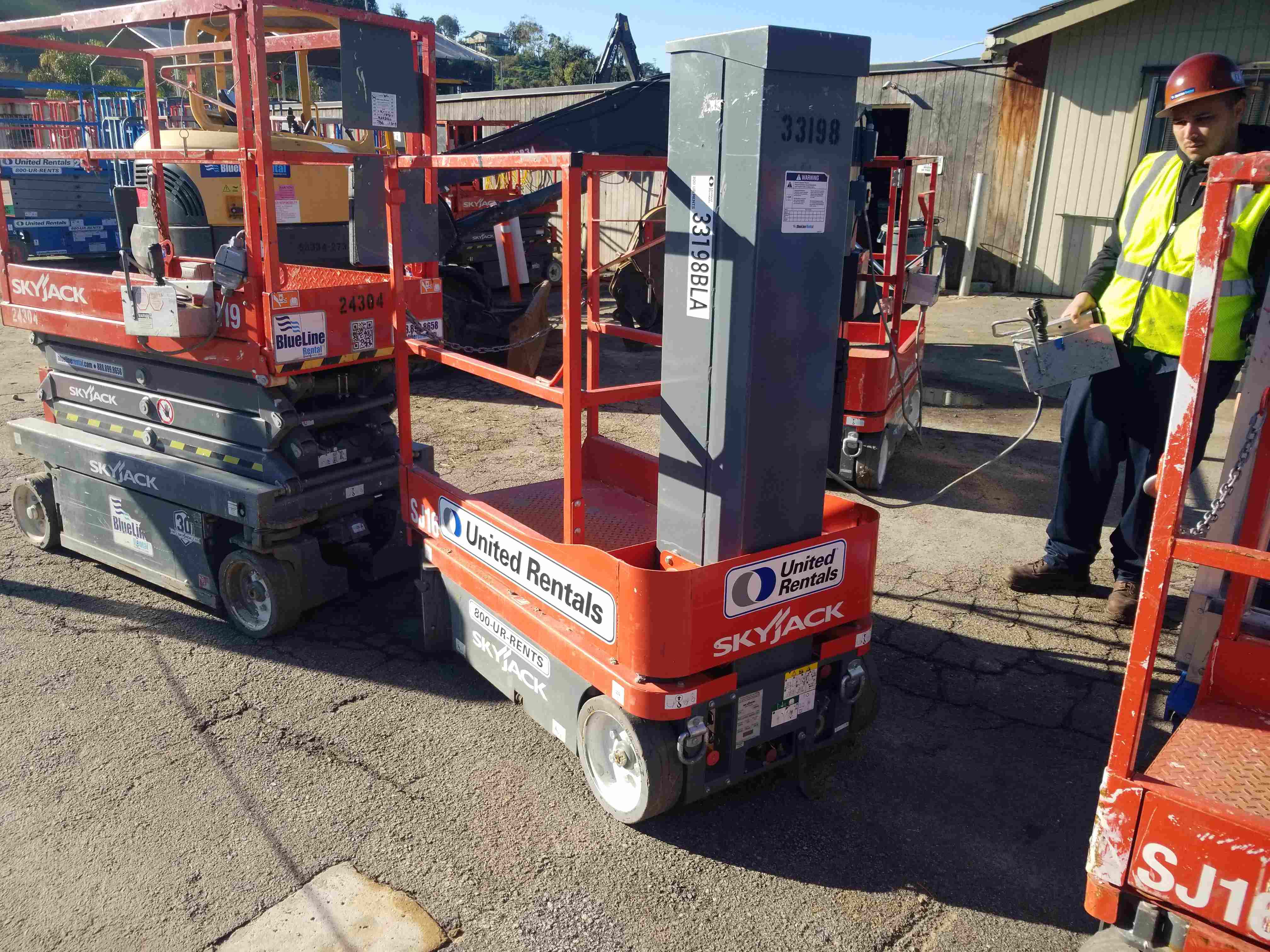 Used 2016 Skyjack SJ16 Self-Propelled One-Person Lift For Sale in San ...