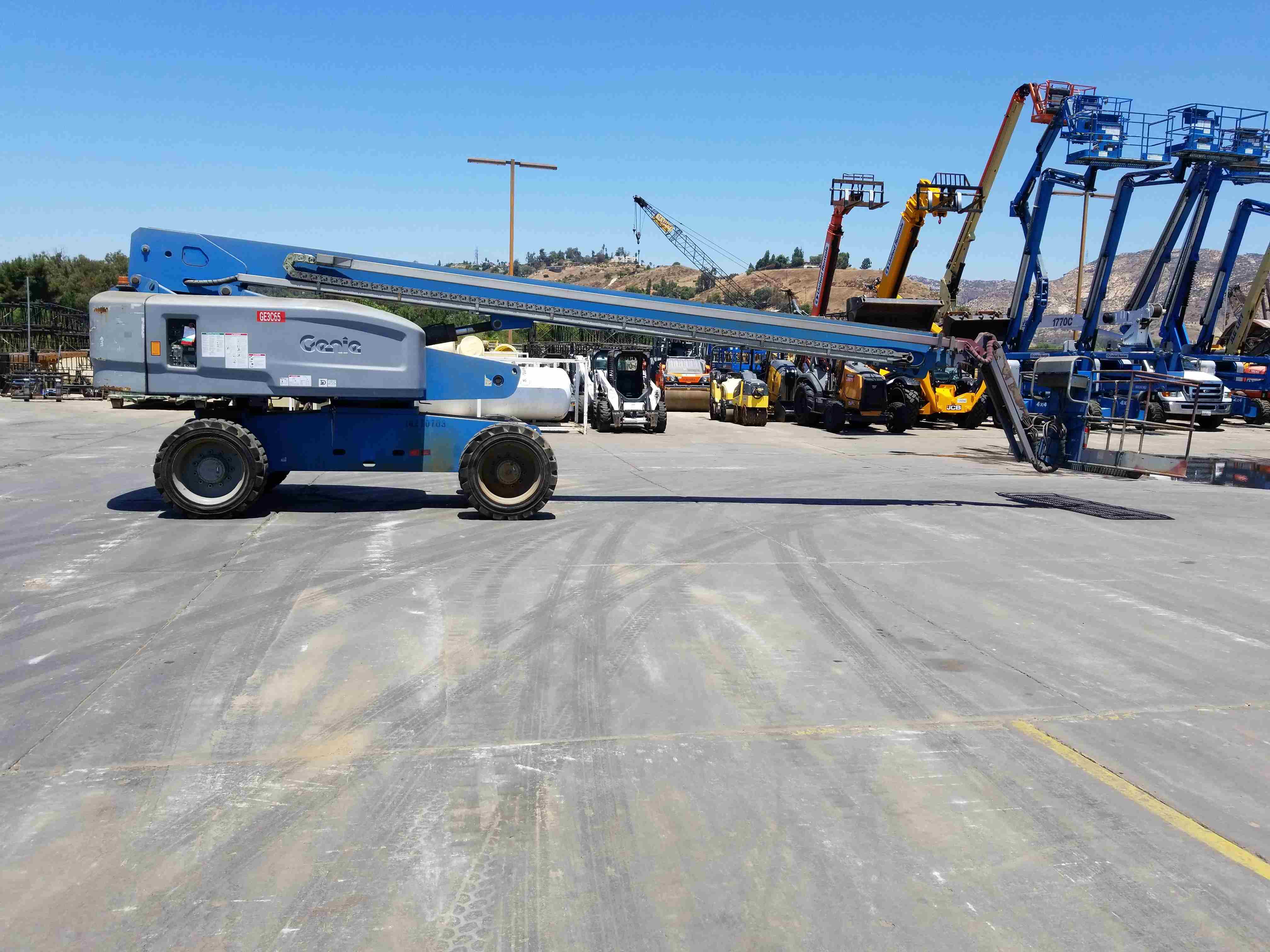 Used 2014 Genie S-85 Boom Lift For Sale in Lakeside, CA | United Rentals