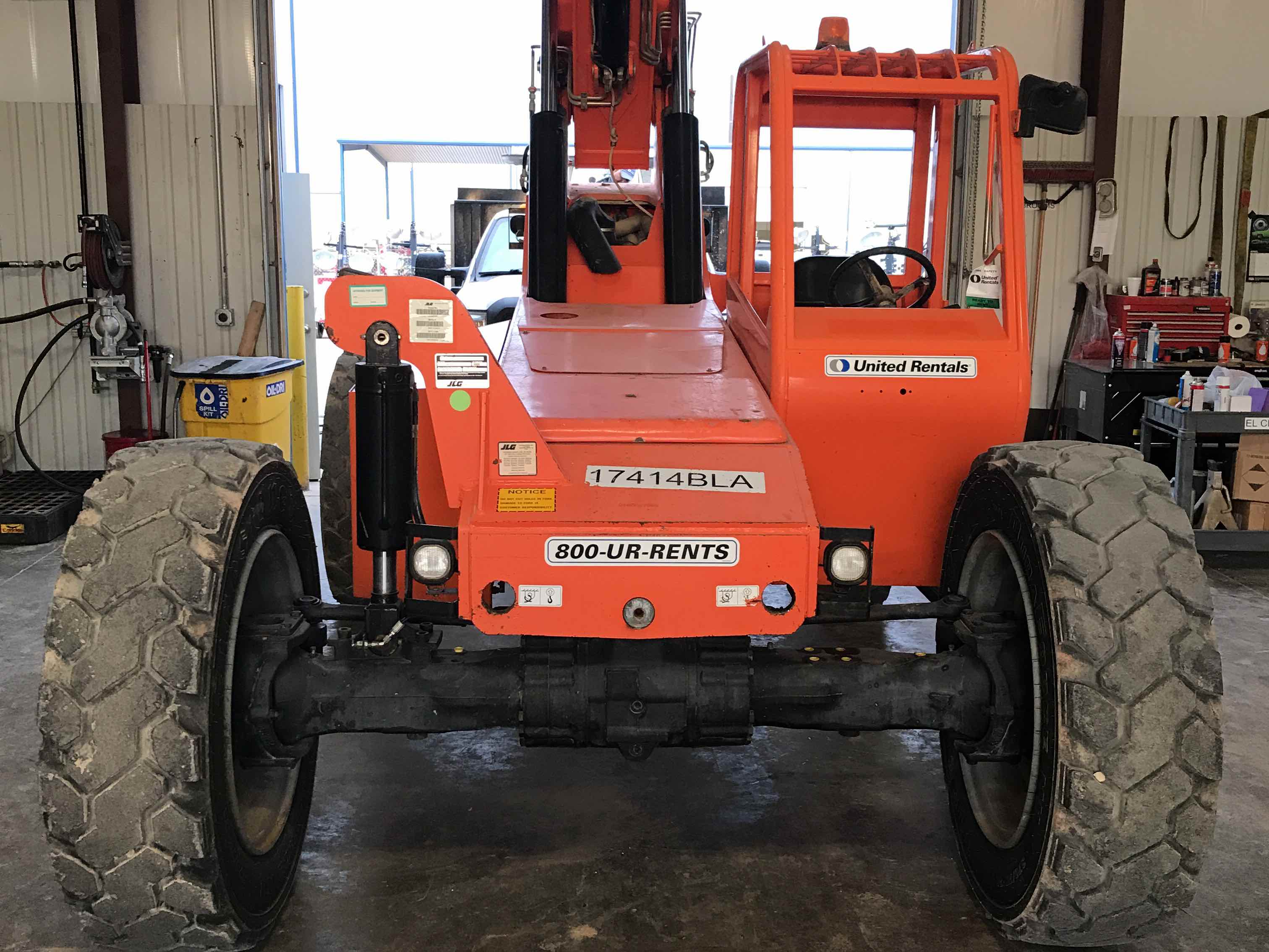 Used 2015 SKYTRAK 8042 Forklift For Sale in Midland, TX | United Rentals