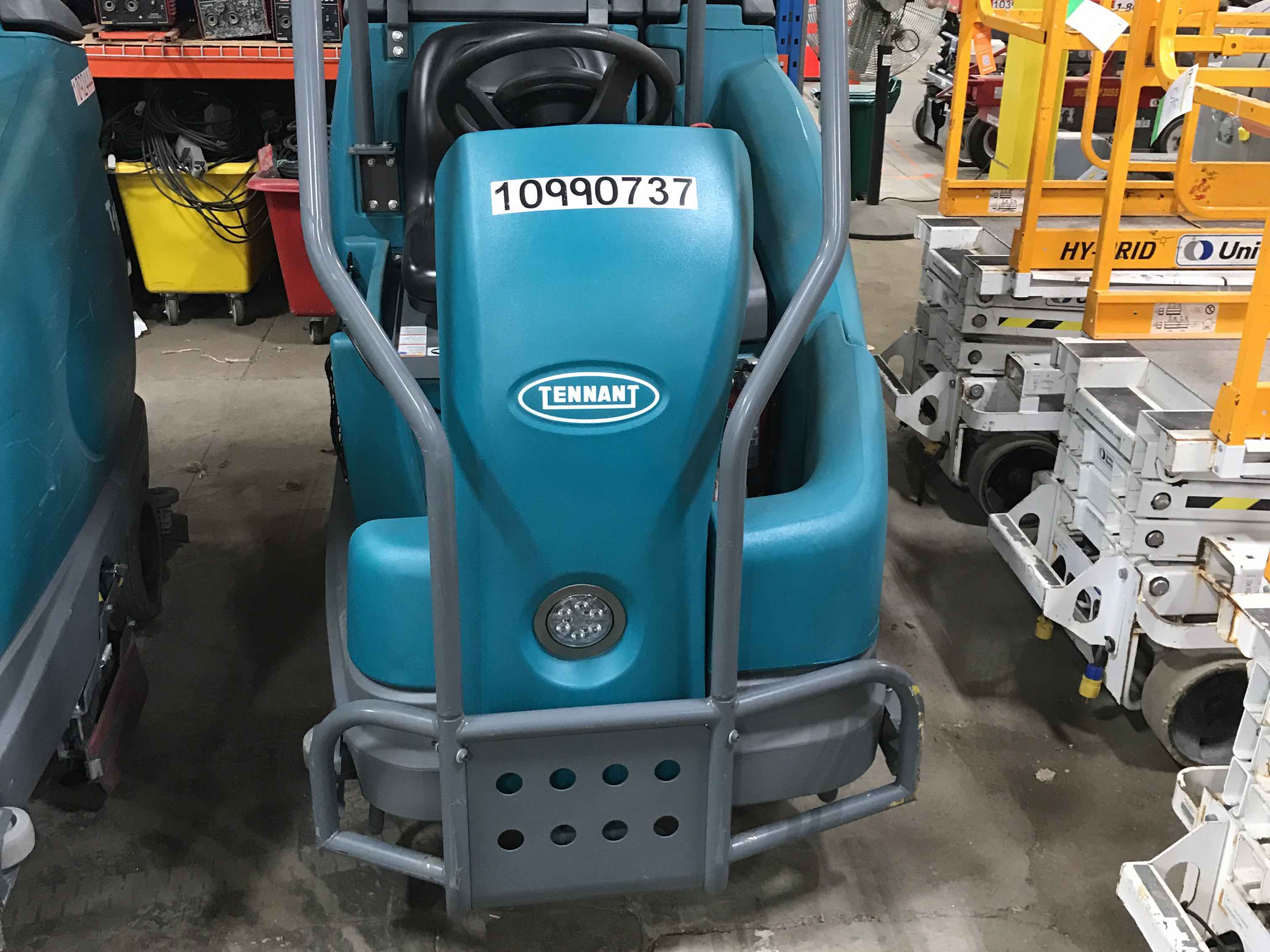 Used 2019 Tennant T-16 Sweeper For Sale in Windsor, ON | United Rentals