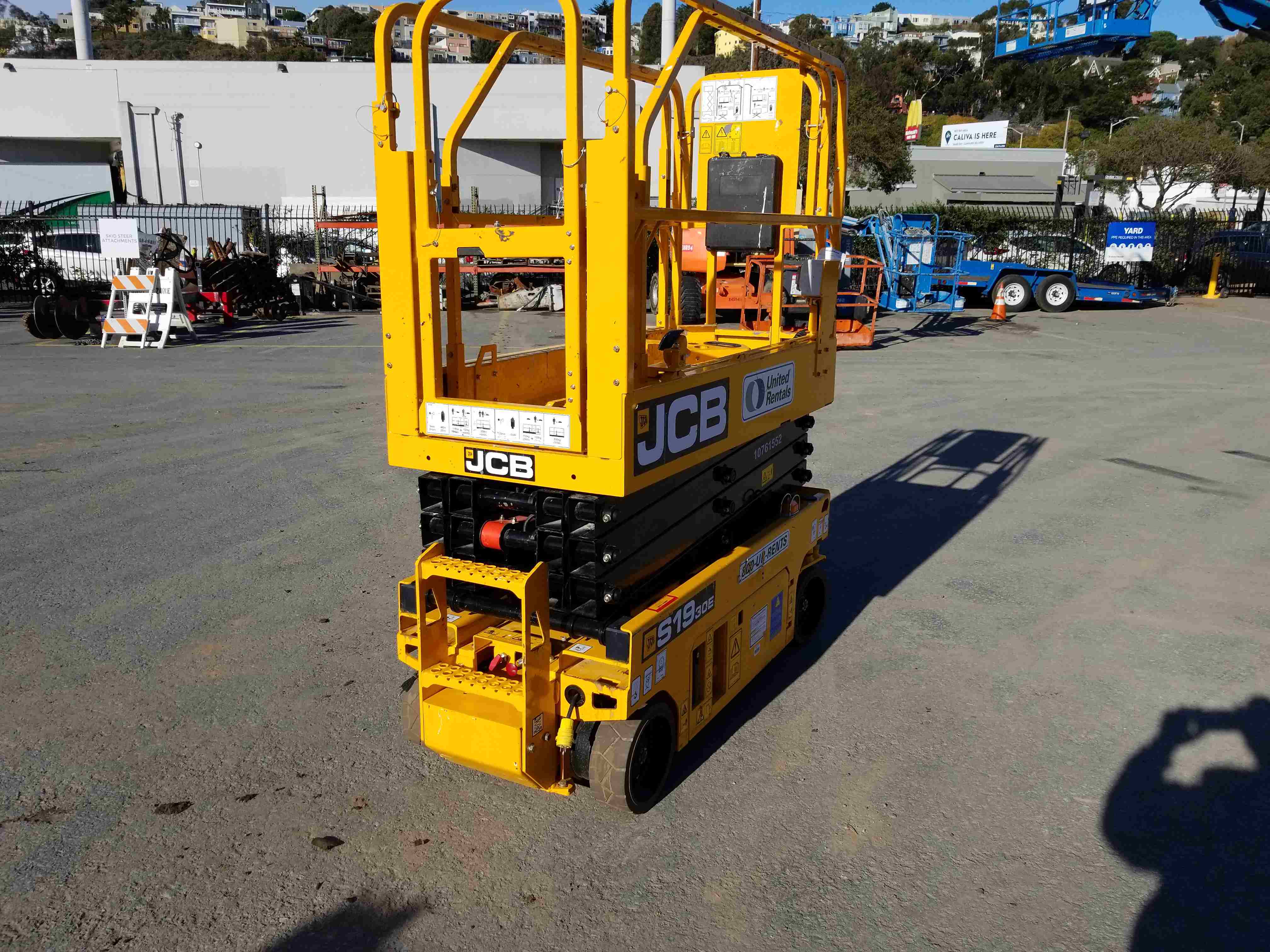 Used 2018 JCB S1930E Scissor Lift For Sale in Martinez, CA | United Rentals