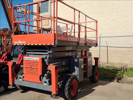Used 2016 Skyjack SJ8841RT Rough Terrain Scissor Lift For Sale in ...