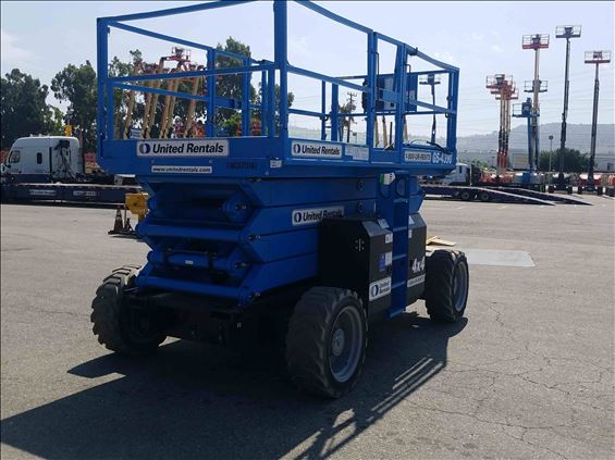 Used 2017 Genie GS-4390 RT Rough Terrain Scissor Lift For Sale in ...