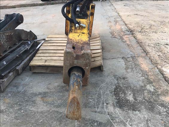 Used 2015 Atlas Copco MB1500 Attachment For Sale in Leesburg, GA ...