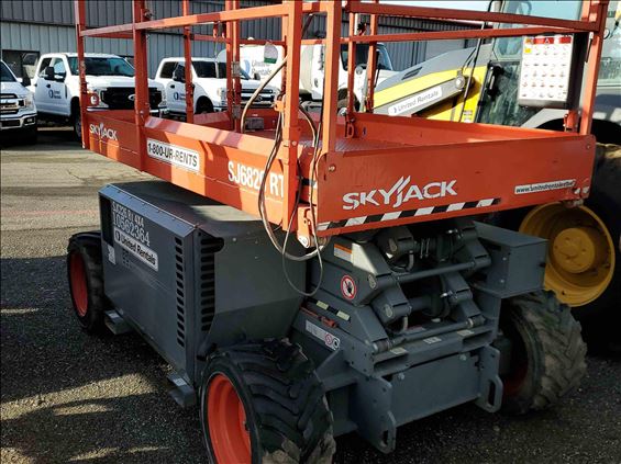 Used 2017 Skyjack SJ6826RT Rough Terrain Scissor Lift For Sale in ...